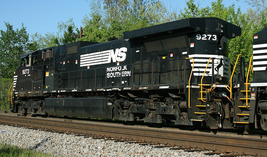 NS 9273